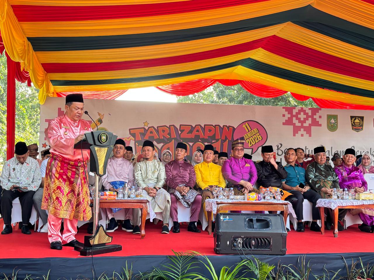 UIN Suska Riau Berperan Aktif dalam Pemecahan Rekor MURI Tari Zapin ...